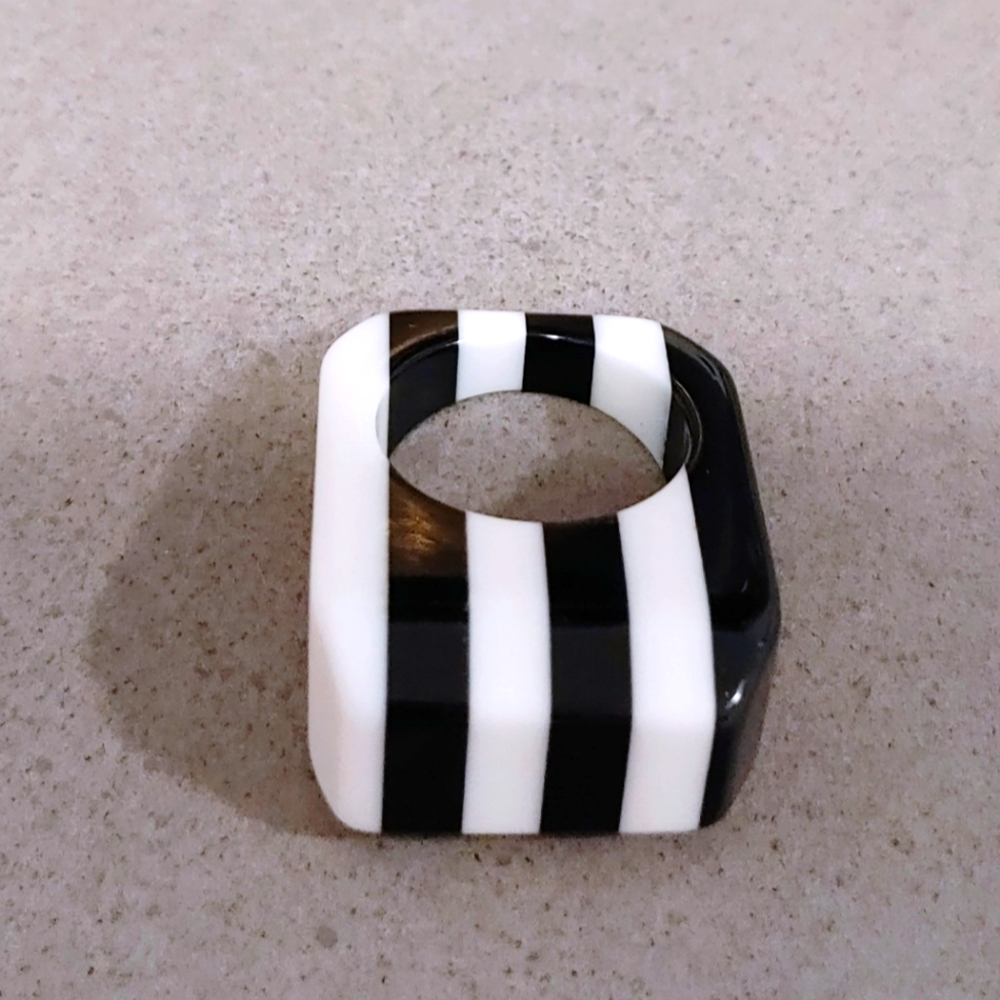 Modern Metro Ring - Gem